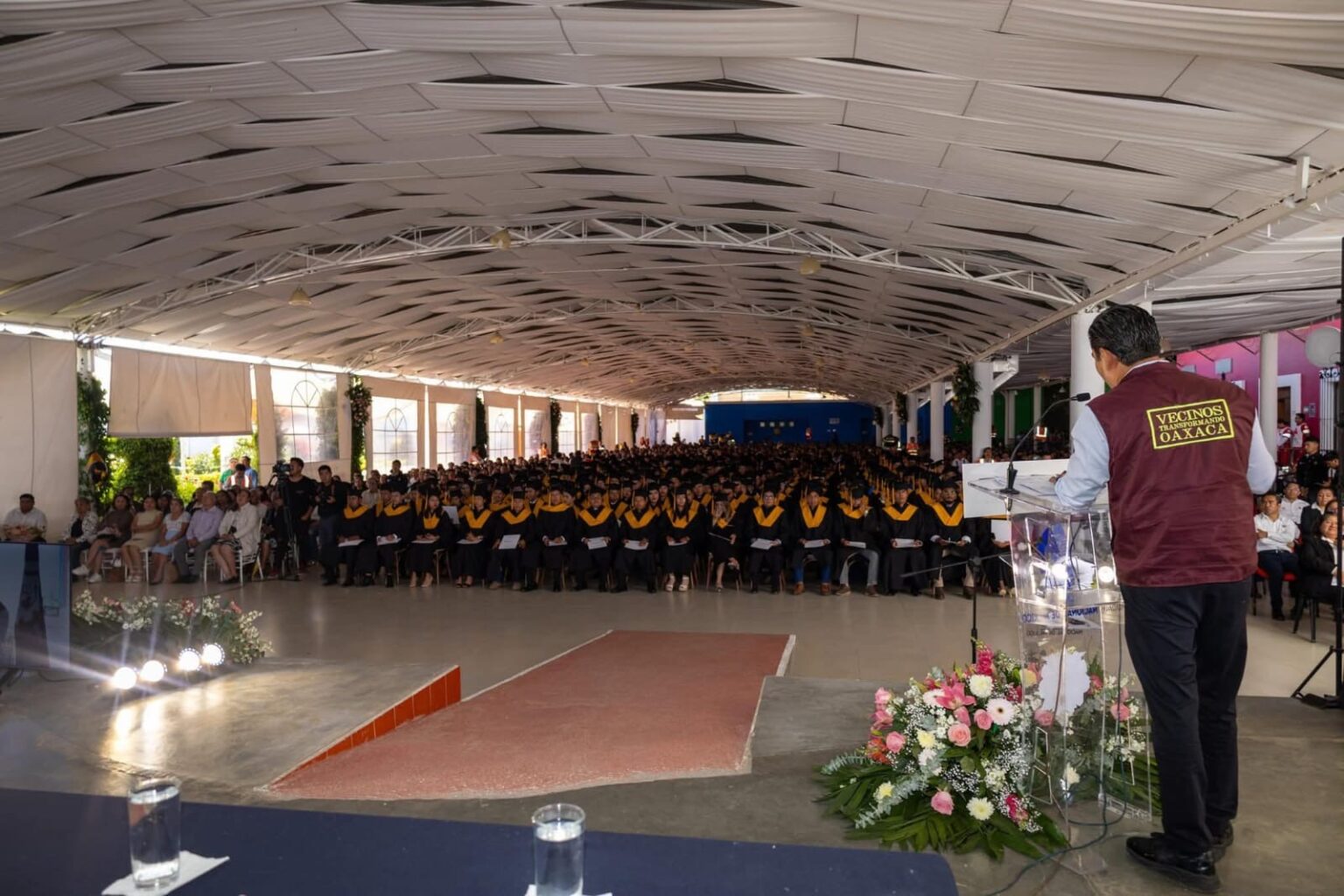 Ray Chagoya reconoce el esfuerzo y compromiso de la juventud oaxaqueña ...